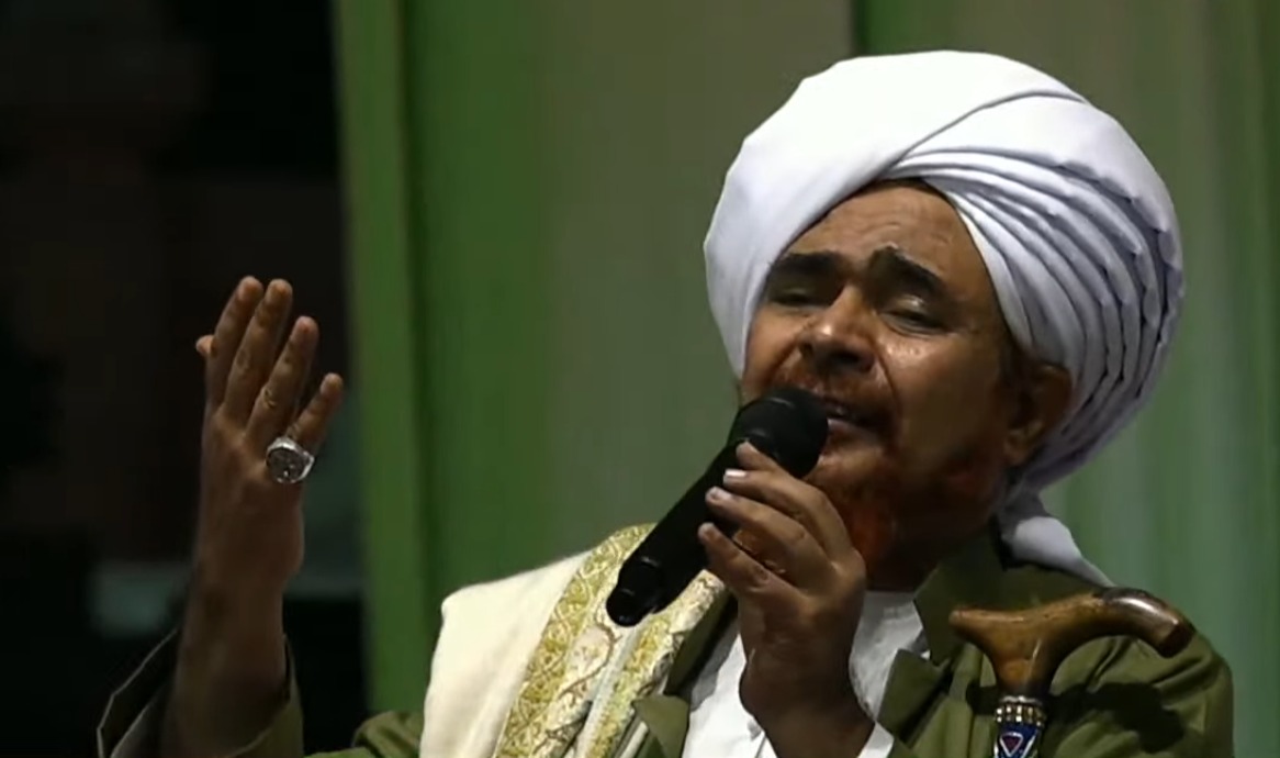 Biografi Habib Umar bin Muhammad bin Salim bin Hafidz - Teladan Kalimantan